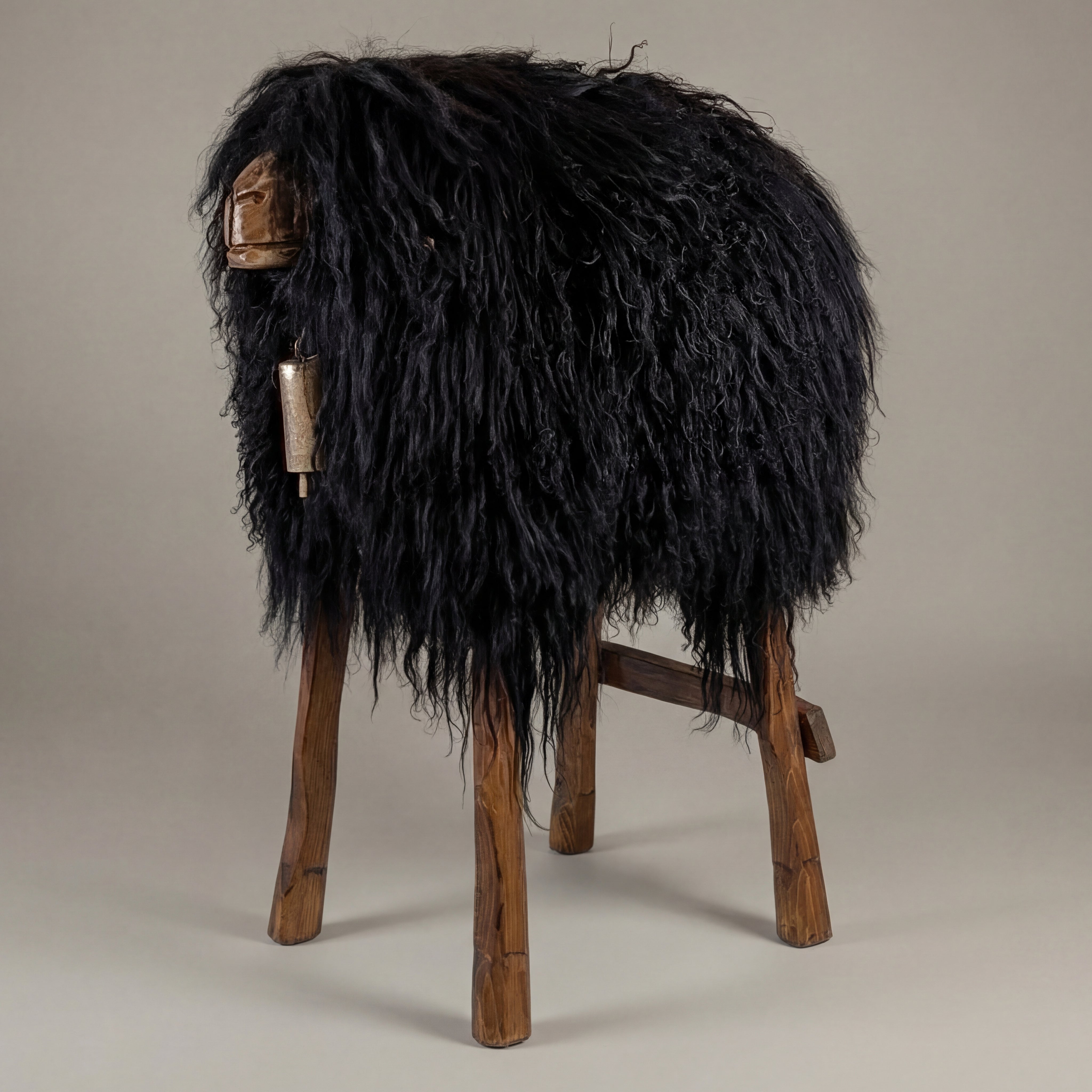 Sheep stool bar stool »Lotte« the wild girl black | Sheepskin Nature ...