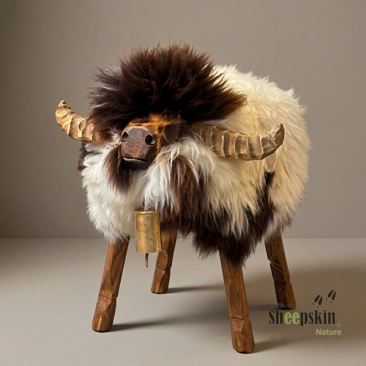 absolutes Einzelstück | Schafhocker Stier »Milo« | Sheepskin Nature ...