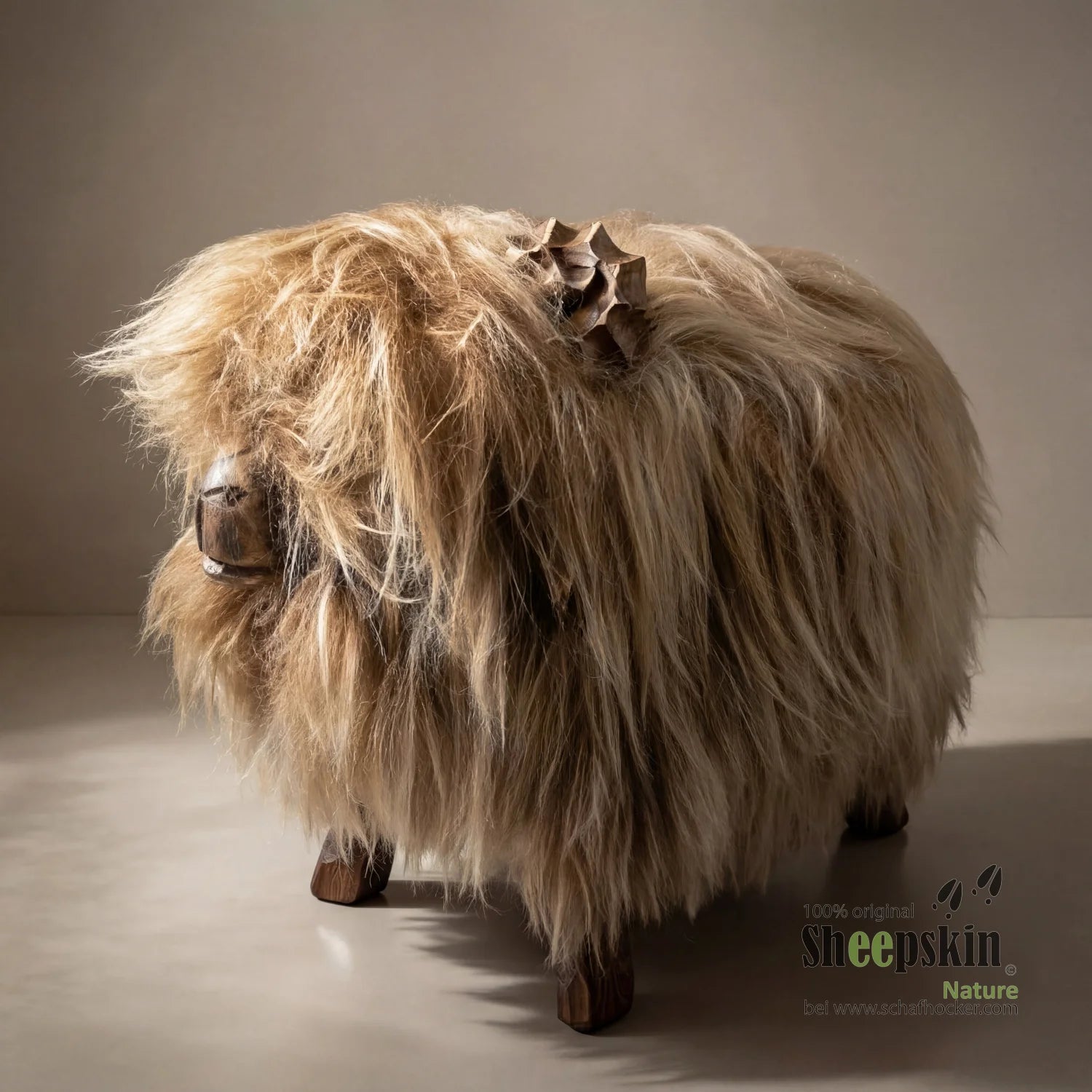 Schafhocker | Kinderhocker »Toffee« Bua | fox | Sheepskin Nature ...