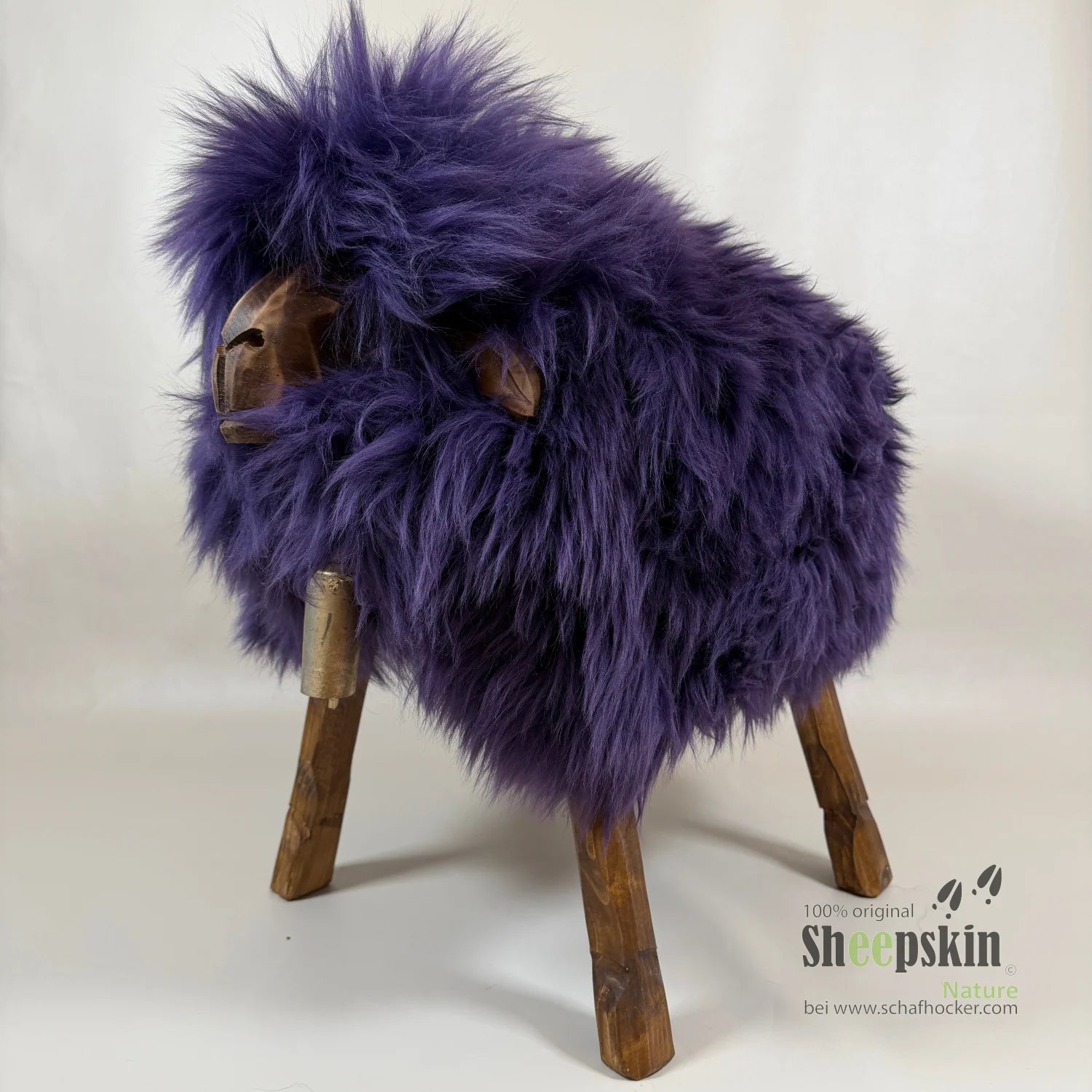 Schafhocker »Eli« das fesche Madl" lila Designer Hocker | Sheepskin ...