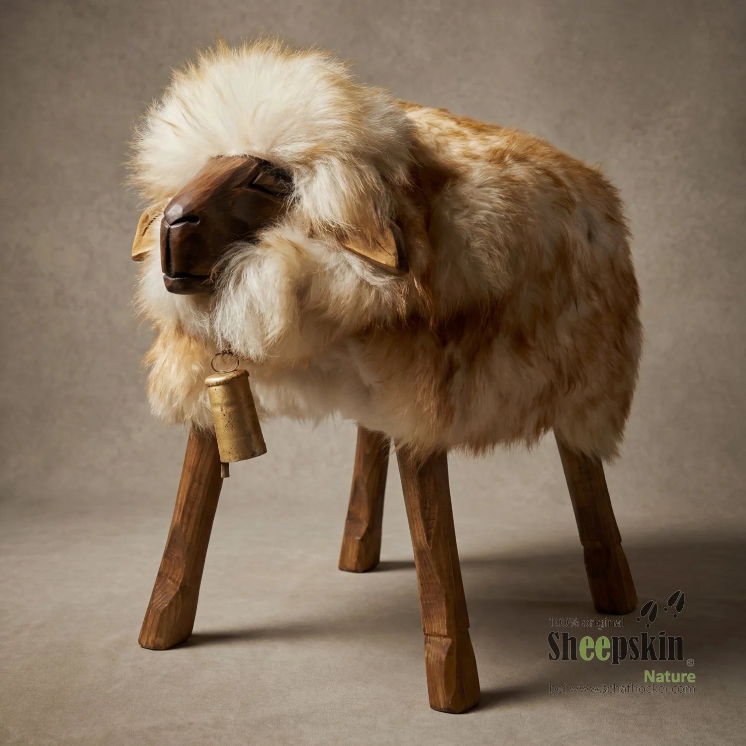 Sheep stool »Roberta« the extravagant girl | limited | Sheepskin Nature ...