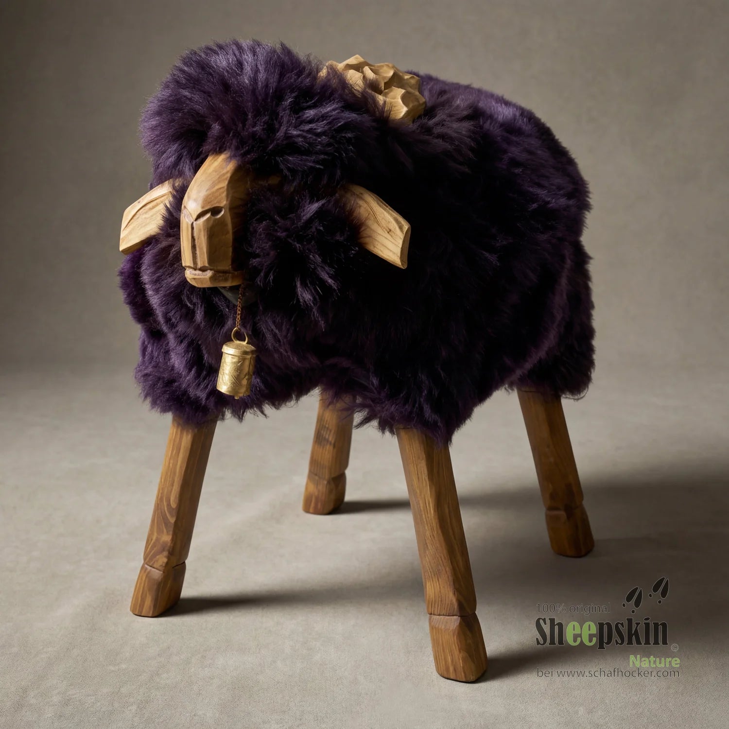 Sheep stool »Benedikt« the elegant Bua | eggplant | Sheepskin Nature ...