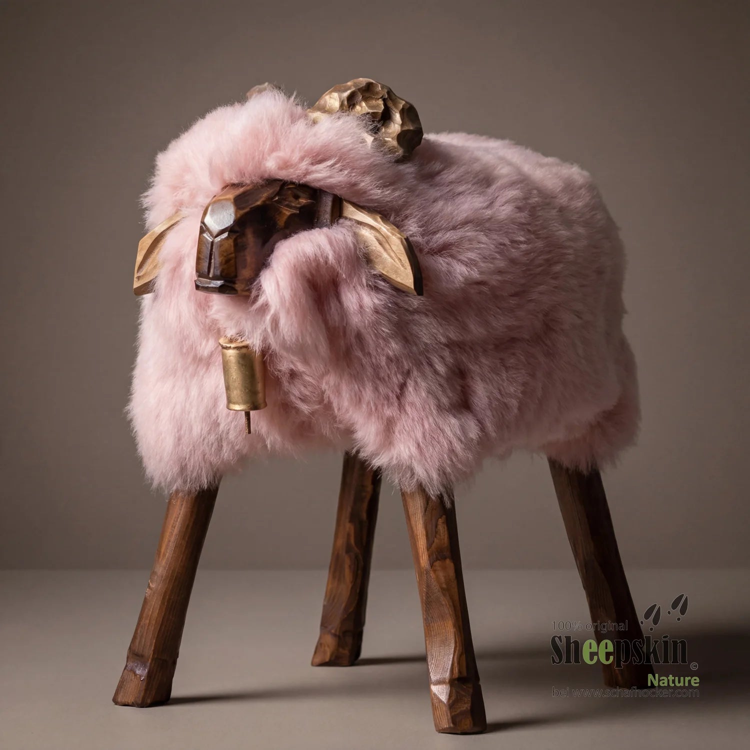 Sheep stool | »Jonas« the sweet Bua | candy pink | Sheepskin Nature ...